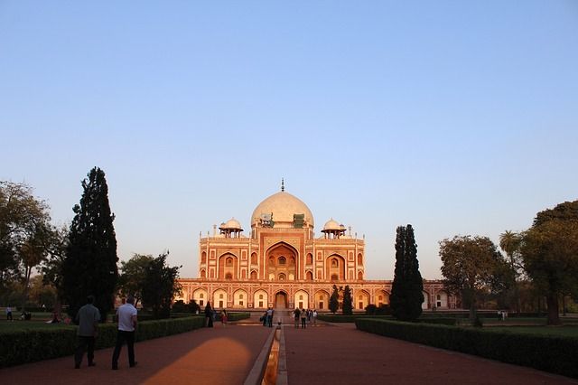 Interesting Facts,History & Unique Things About Humayun’s Tomb